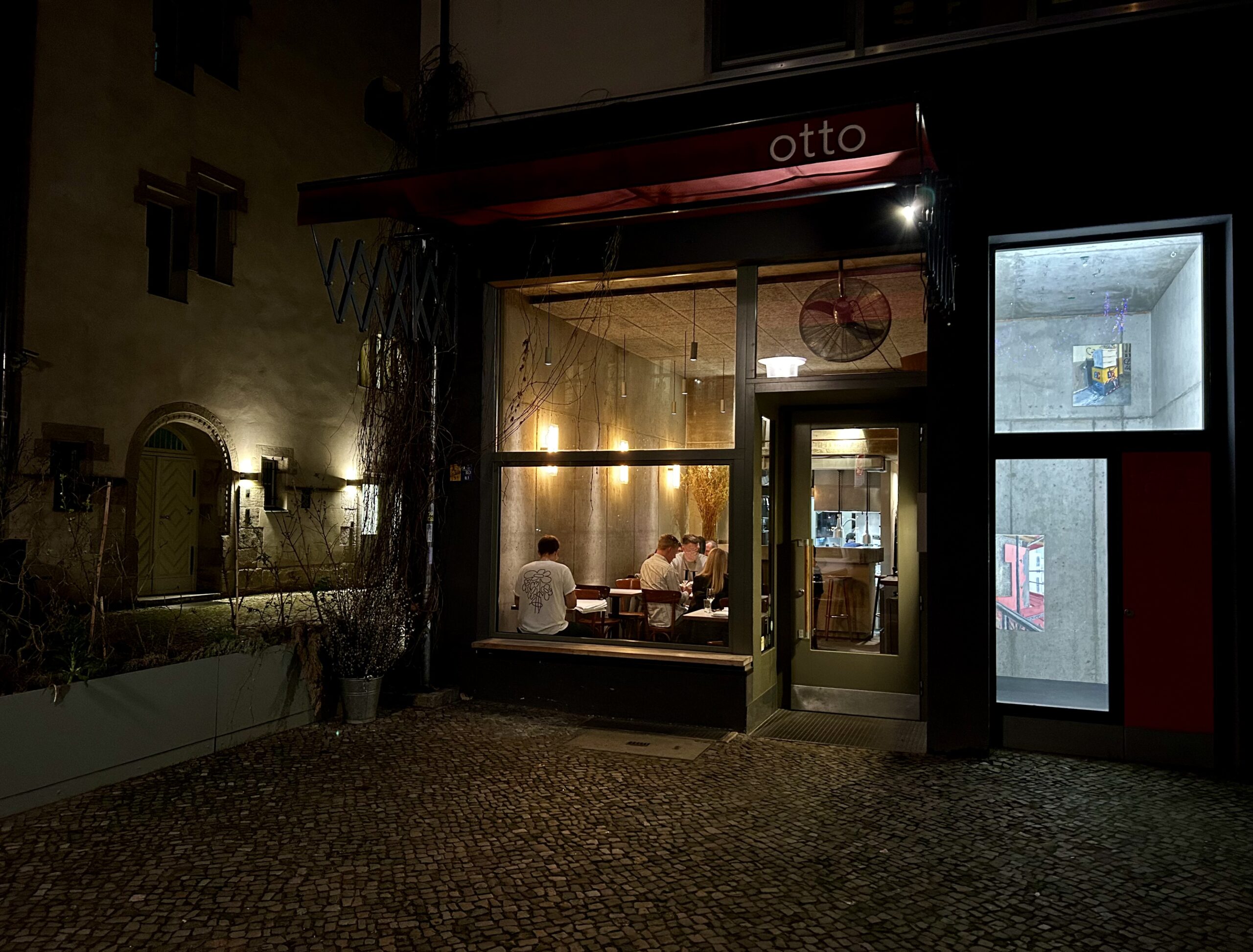 Essen gehen: otto, Berlin - Perspektiven für eine neue Gast-Kultur ...
